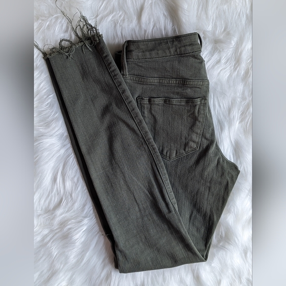 Universal Thread | Jeans | Nwot Universal Thread Olive Green Destroyed ...